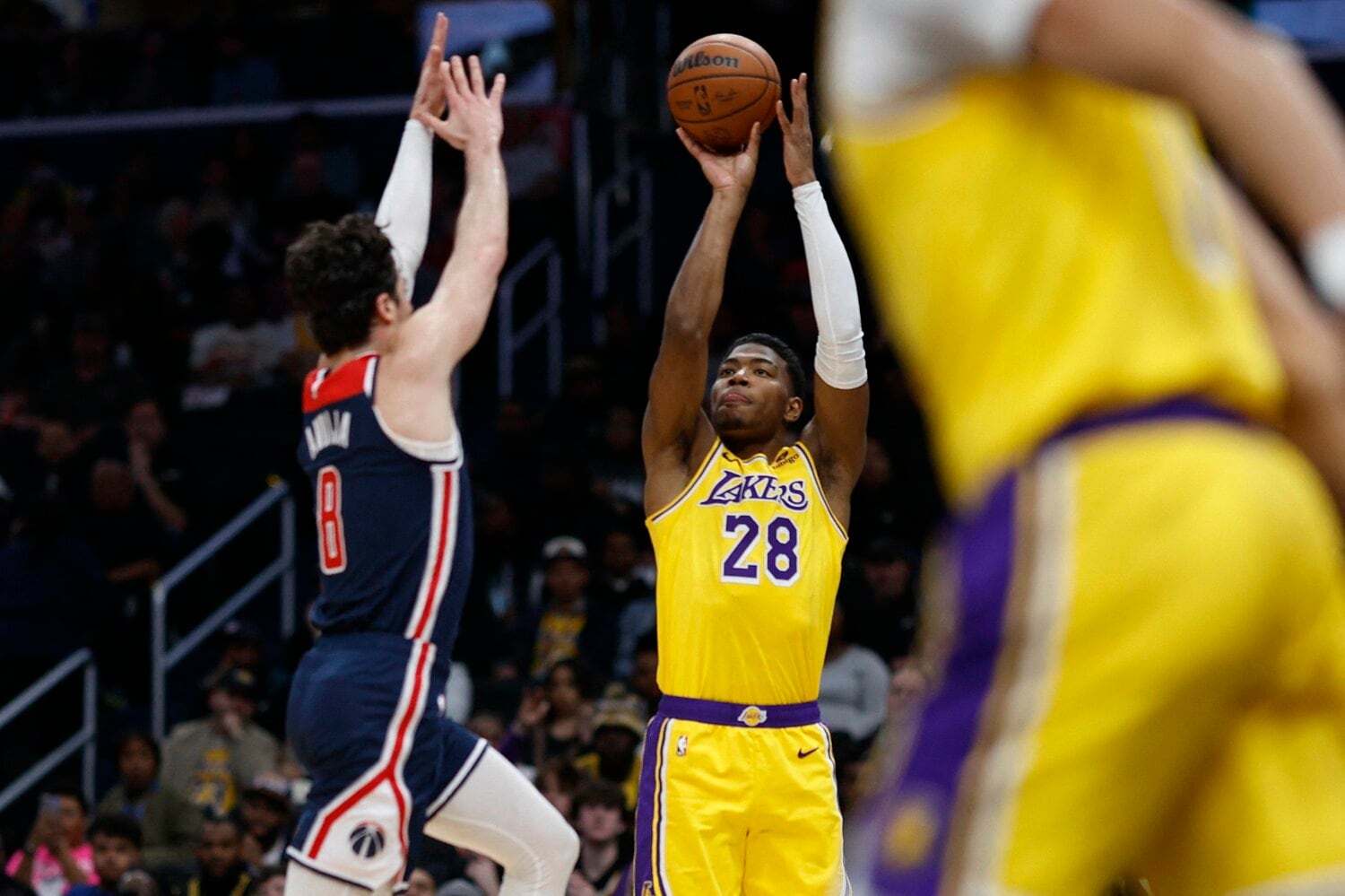 「期待はずれレイカーズ」コーチ陣を全員解任、八村塁にもトレードの噂が……“名門の宿命”を痛感した八村がNBA5年目で到達した境地とは？（3／4） - NBA - Number Web - ナンバー