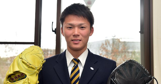 山本由伸「実はヒジが痛かったんですよ」恩師に明かした衝撃の告白…高3の夏、誰にも痛みを告げずマウンドへ〈ワールドシリーズMVP熱投の原点 ...