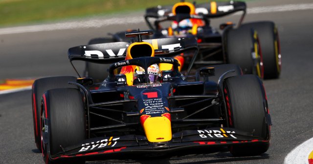 ホンダ・スピリット全開！ 圧倒的強さで勝利したベルギーGPの表彰台で、HRC吉野誠メカニックが男泣きした理由 - F1 - Number Web - ナンバー