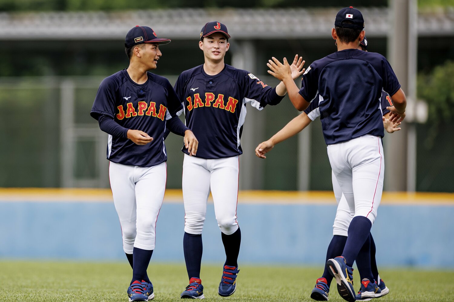 馬淵史郎が猛ゲキ「ビビってんのか？」U18のMVP・緒方漣が明かす“バントで勝つ”世界一の内情…なぜ高校生は“馬淵語録”に惹かれるのか （3／3） - 高校野球 - Number Web - ナンバー
