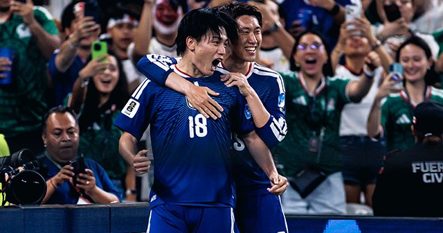 上田綺世＆鎌田大地ファインゴールの決定的瞬間「あ…打つぞと」「珍しく“オッシャー！”と」W杯チュニジア戦撮影カメラマンが目の前で写した真相 ...