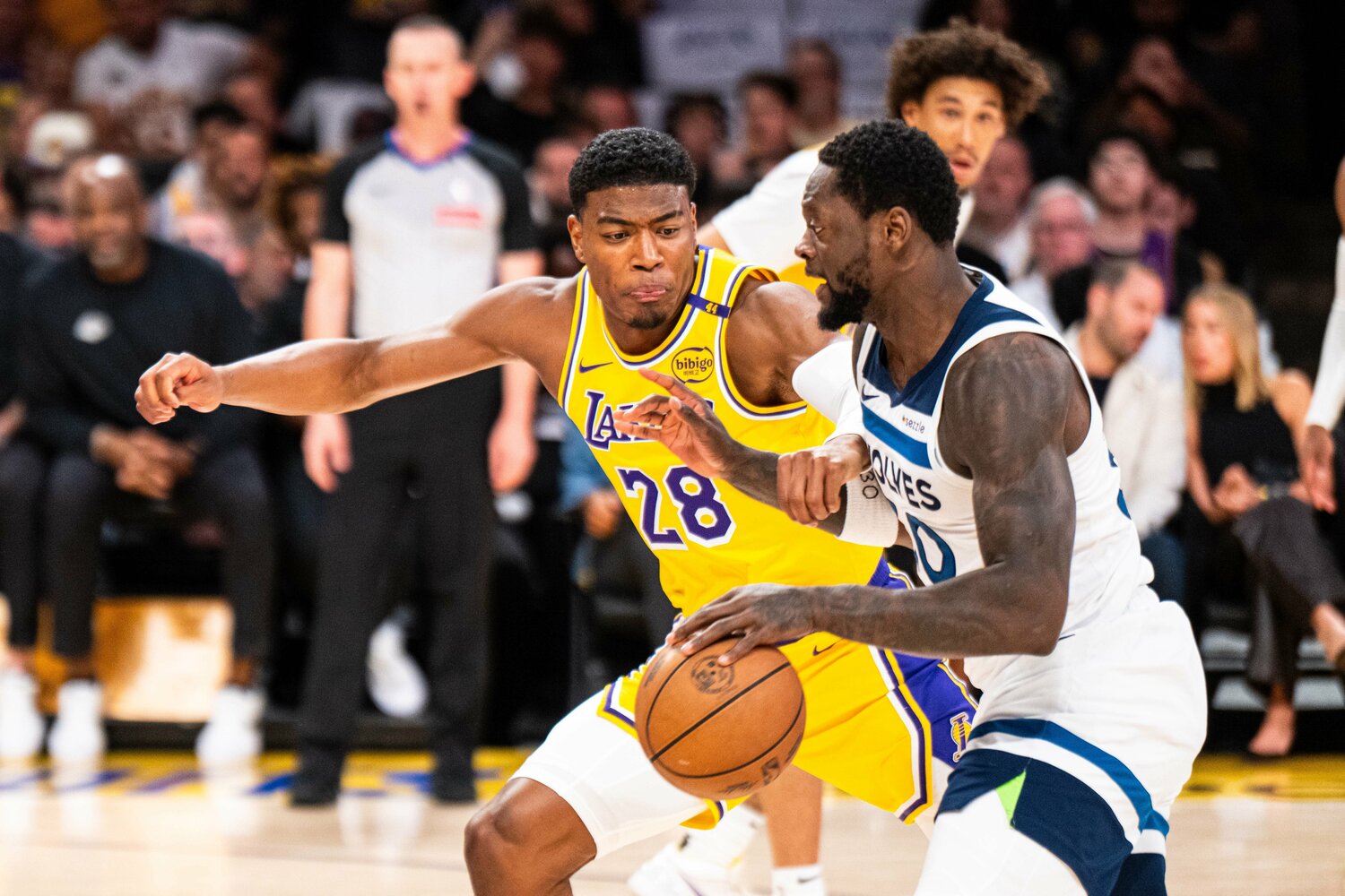 脇役”でもスターのように輝く」八村塁27歳、NBAレイカーズ3年目で確立した“コネクター”という役割「ルイはものすごく重要な選手でした」（3／4） - NBA - Number Web - ナンバー