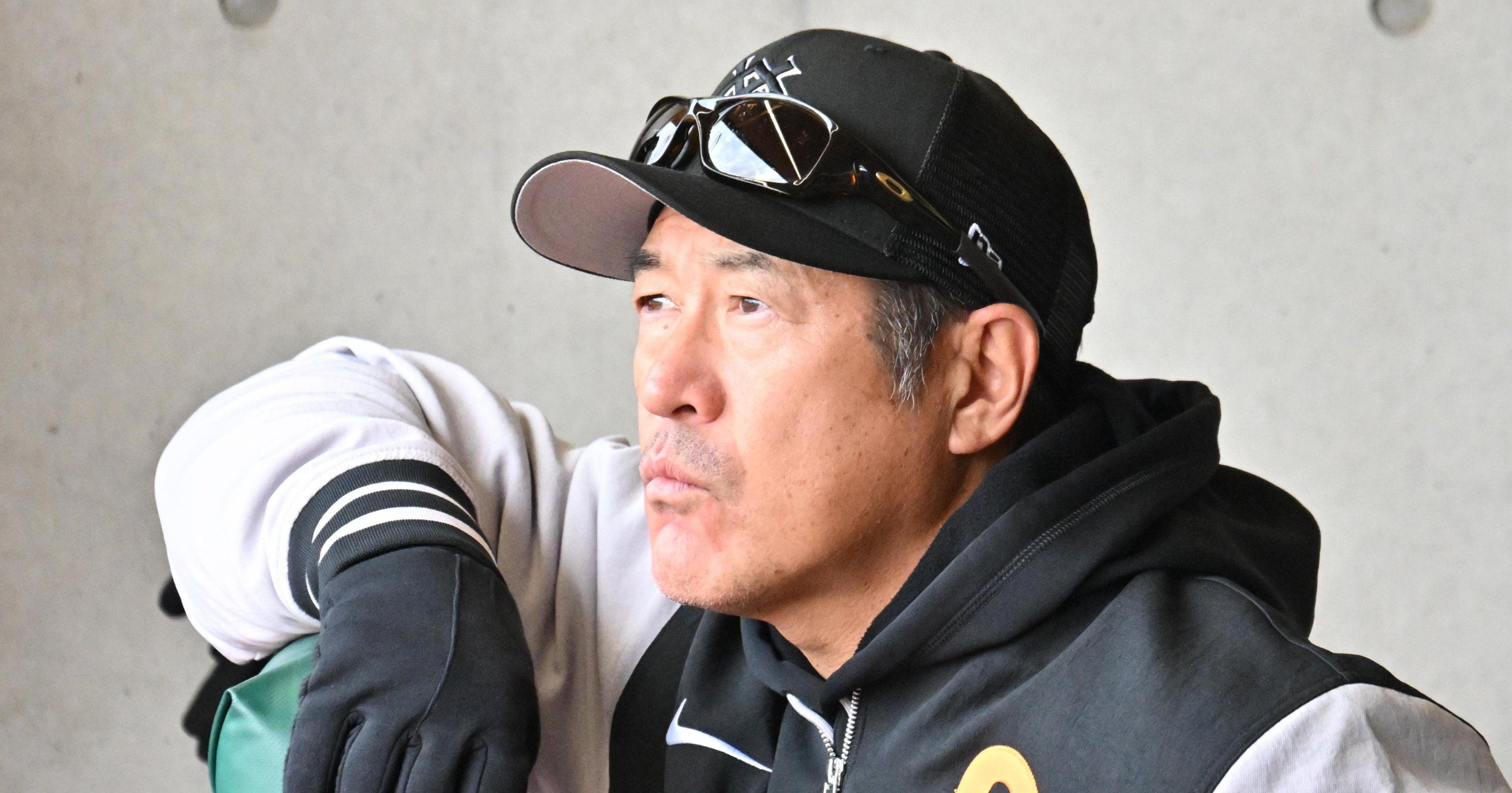 「DeNAが最後の働き場所だと思っていた」巨人新二軍監督・石井琢朗が明かした“違うステージ”への決意「猛練習主義、と言われますが…」 - プロ ...