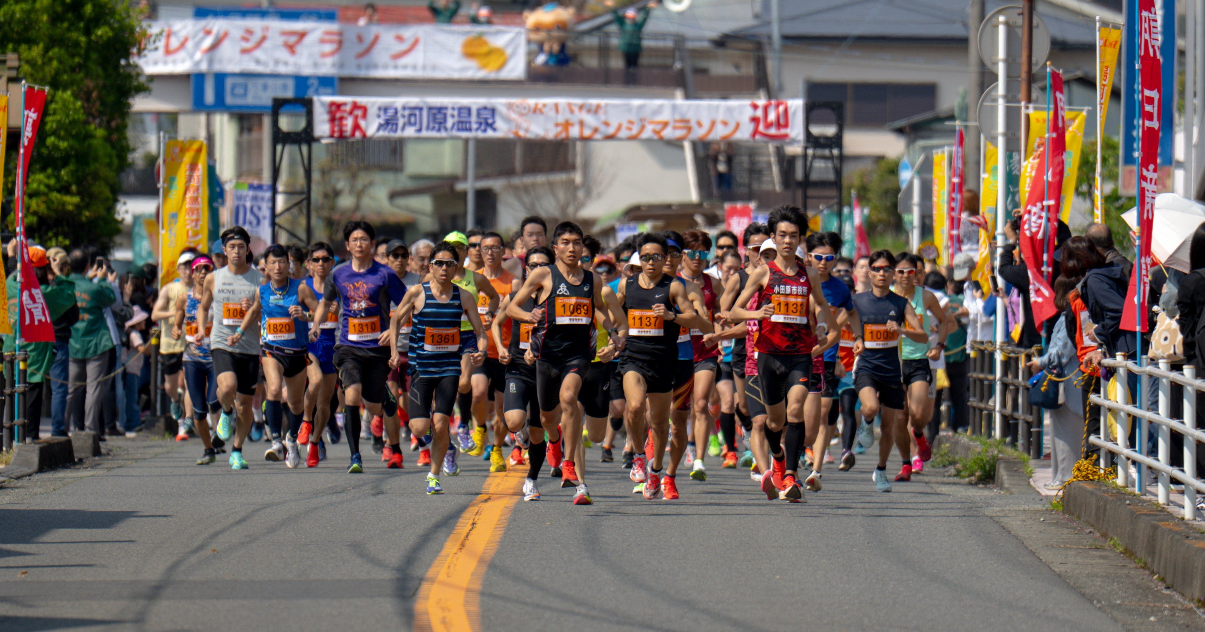 湯河原温泉オレンジマラソンで始まった日本初の挑戦「血糖値を測りながら走る」（2／4） - マラソン - Number Web - ナンバー