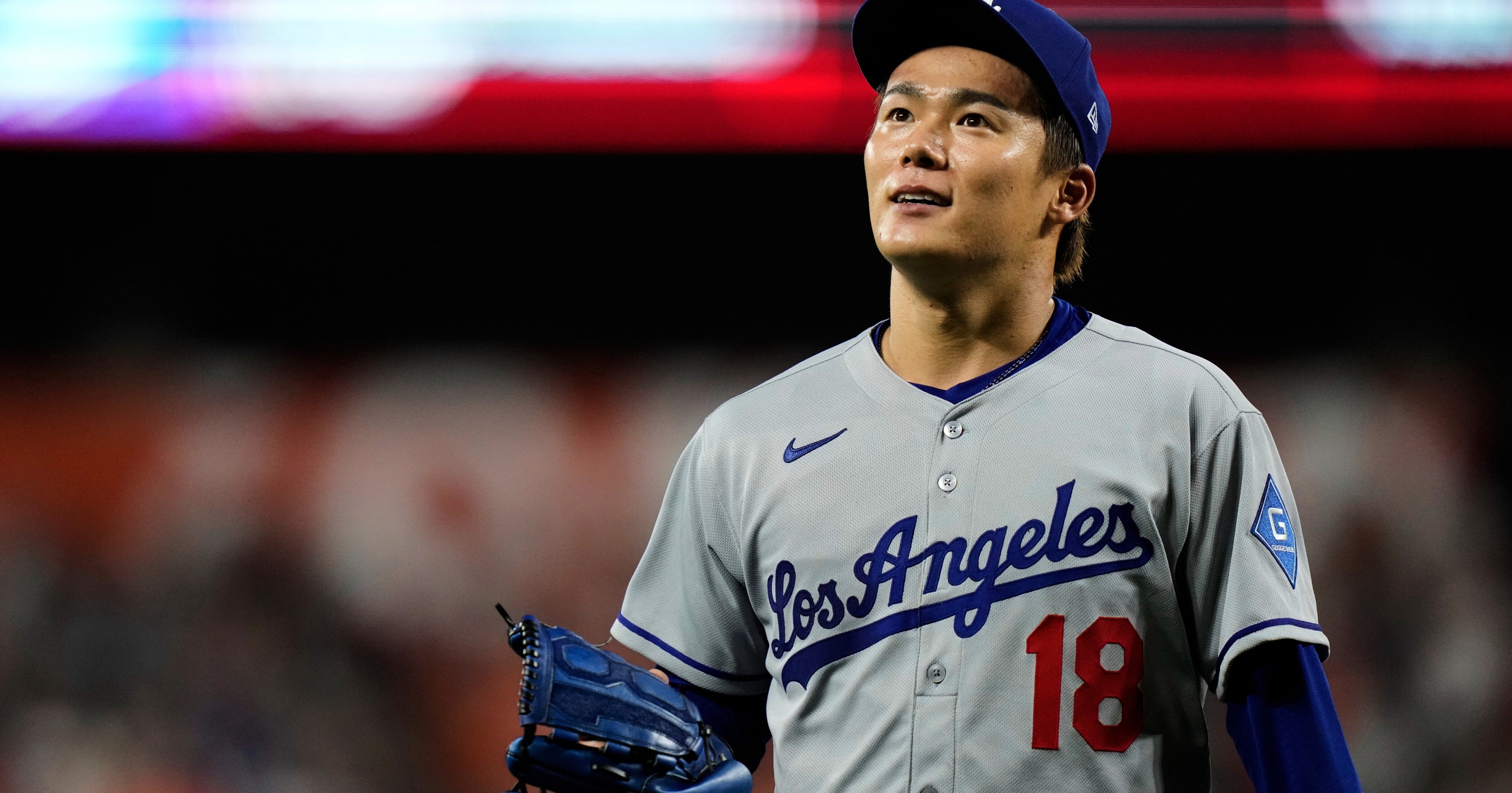 「112球目のカットボールは失投だったのか」山本由伸"ノーヒッター未遂"真相…現地記者が見た悪夢の9回裏「この日の山本はほぼ完璧だった」 - MLB - Number Web - ナンバー